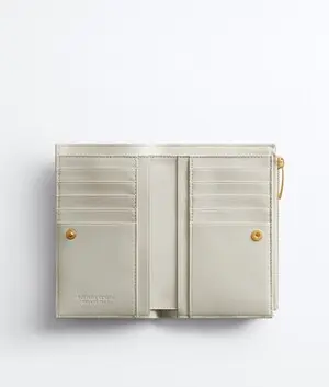 Bottega Veneta Intrecciato Medium Bi-fold Wallet