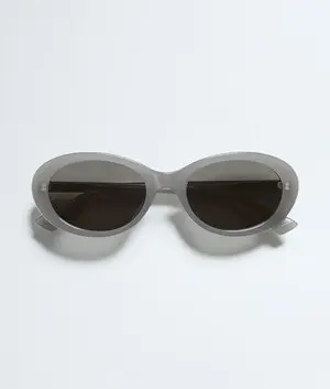 Bottega Veneta Bottega  Veneta Classic Oval Sunglasses Gray/gray