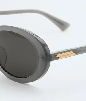 Bottega Veneta Classic Oval Sunglasses - Gray/gray
