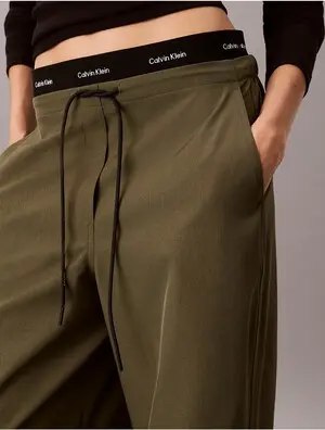 Calvin Klein Tech Crinkle Twill Pants