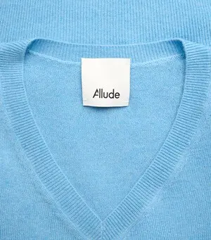 ALLUDE Cashmere V-neck Sweater