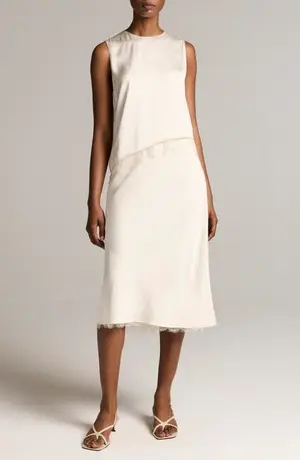 Vince Asymmetric Hem Shell With Lace - Creme