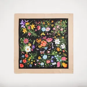 Gucci Printed Silk Twill Carr