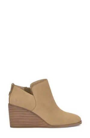 Lucky Brand Zinlay Leather Wedge Bootie - Mdbeige 01