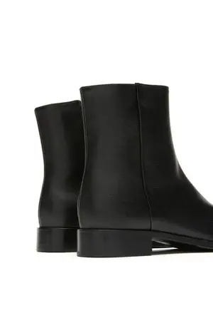 La Canadienne Tundra City Dry™ Waterproof Bootie - Black Leather