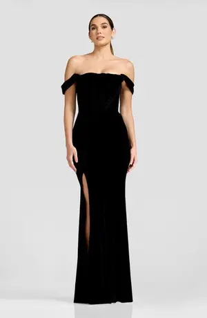 Dress The Population Melania Off The Shoulder Velvet Gown