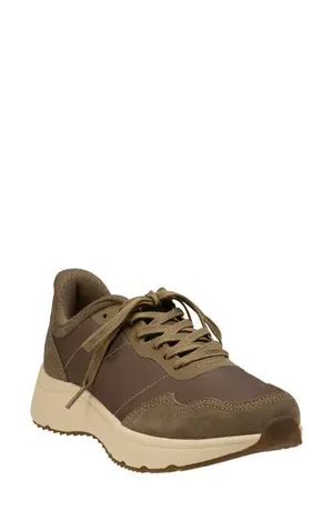 REVITALIGN Lexi Sneaker - Fossil