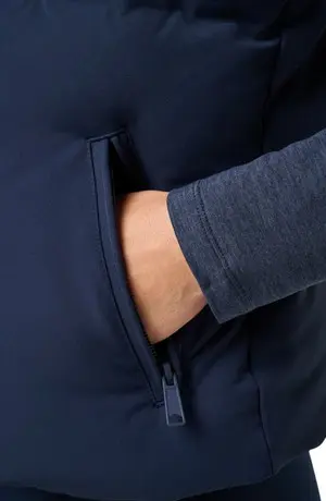 Travis Mathew Quilted Midweight Stretch Jacket - Navy Blazer