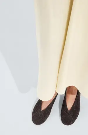 Bottega Veneta Rosa Intrecciato Flat