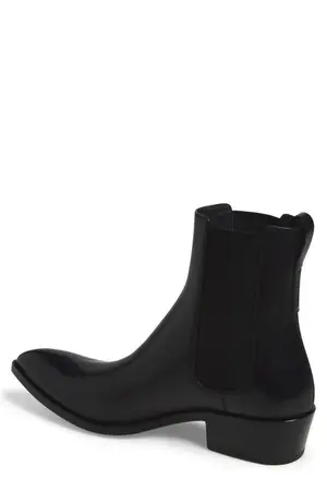 TOM FORD Dagger Burnished Leather Pointed Toe Chelsea Boot
