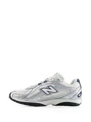 NEW BALANCE 204l Sneakers - Silver