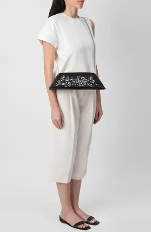 BEHNO Diana Floral Leather Clutch - Black/silver