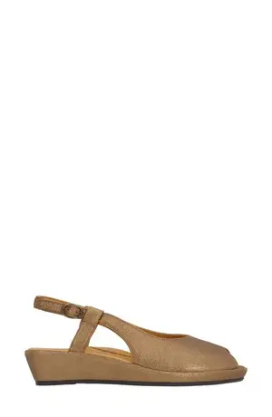 L'AMOUR DES PIEDS Brisella Slingback Sandal