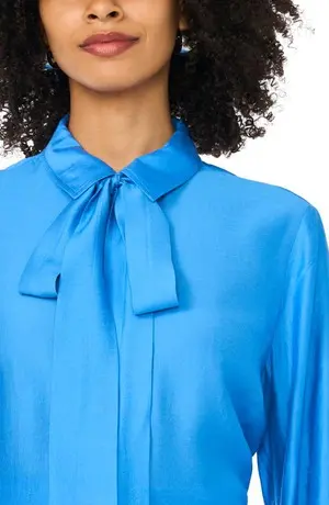 Vince Camuto Cropped Shirt With Removable Tie