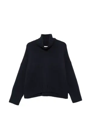 Soft Goat Cashmere Turtle-neck Sweater