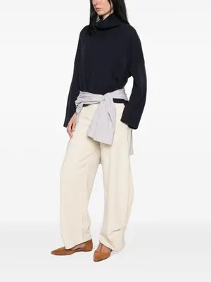 Soft Goat Cashmere Turtle-neck Sweater