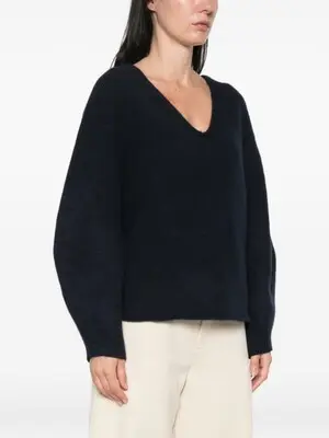 Soft Goat Cashmere V-necked Sweater
