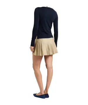 MAXCO. Minimalist Solid-color Knit Top