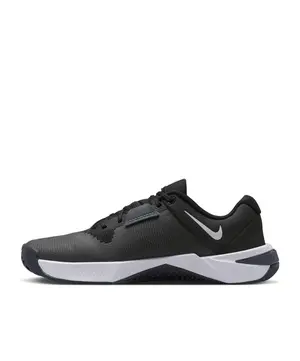 Nike Simple Training Shoes