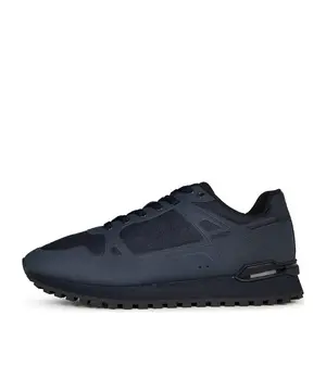 Hugo Boss Solid Color Sneakers