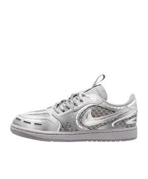 Nike Versatile Casual Shoes