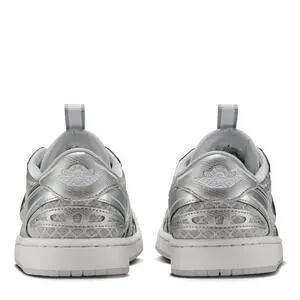 Nike Versatile Casual Shoes