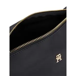 Tommy Hilfiger Solid Color Washbag Pouch