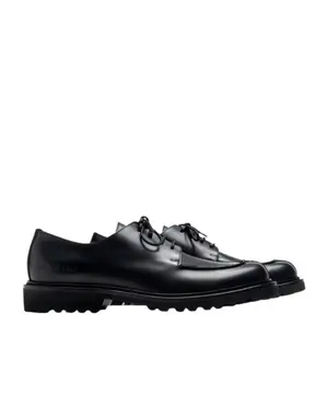 COMMON PROJECTS Logo Casual Shoes - Black