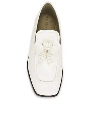 Bottega Veneta Romeo Loafer With Knot Detailing - Alabaster