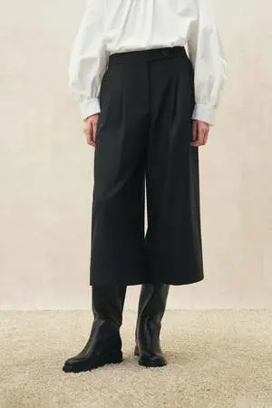 Fabrique Toranto Cropped Wide Leg Pants In Wool Blend - Black