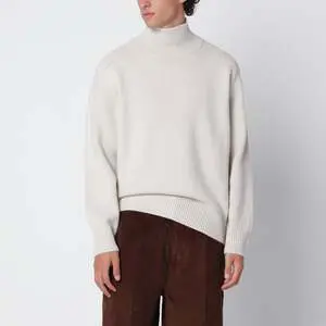 Soft Goat Cashmere Turtleneck Sweater - White
