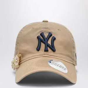 ANOTHER CHANCE New Era 9twenty 03 Cap With Pin - Beige