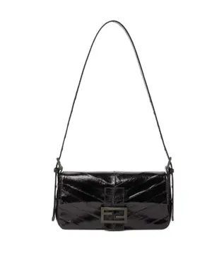 Fendi Baguette 26424 Inlaid Hagfish Leather Bag - Black