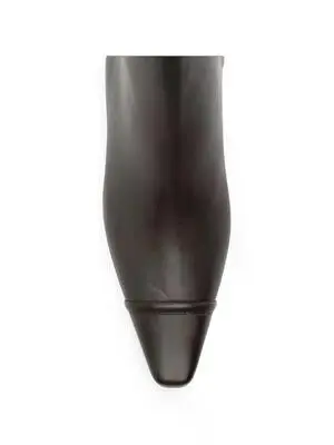 Manolo Blahnik Vivecal Visconti Leather Ankle Boots
