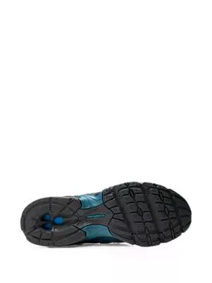 NEW BALANCE 740 Shoes