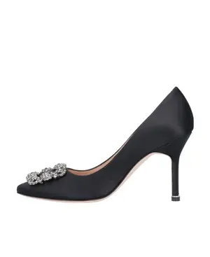 Manolo Blahnik Hangisi Pointed-toe Pumps