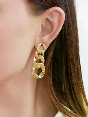 Verdura Curb-link Pendant Earrings In 18k Yellow