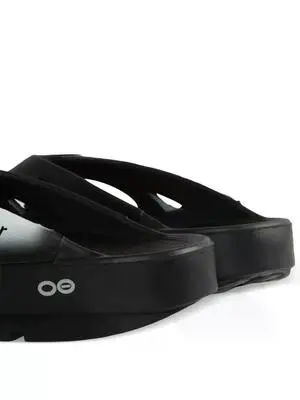 AND WANDER X Oofos Recovery Sandals