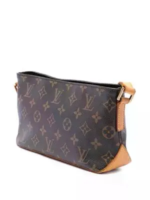 LOUIS VUITTON 2003 Monogram Trotteur Crossbody Bag