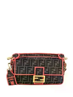Fendi Baguette Nm Bag Zucca Canvas Medium Shoulder Bag - Brown