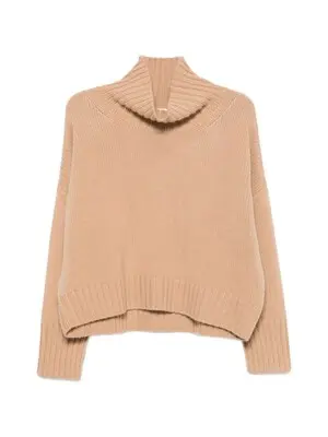 Soft Goat Cashmere Turtle-neck Sweater
