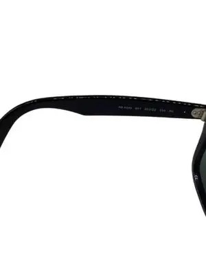 Ray-ban Wayfarer Square-frame Sunglasses