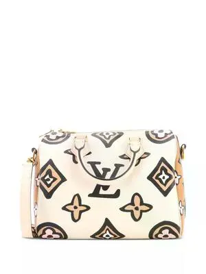 LOUIS VUITTON Monogram Giant Speedy Bandouliere 25
