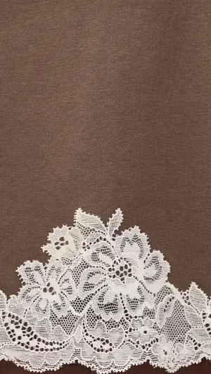 BAILEY ROSE Lace Trim Tee
