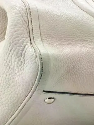 Gucci Soho Leather Shoulder Bag - White