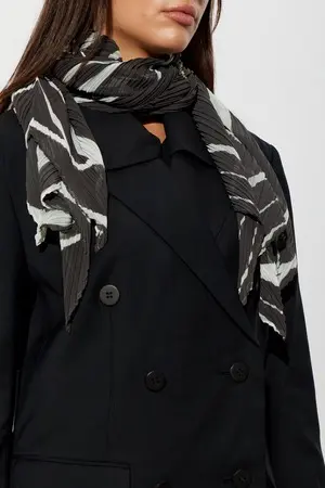 Issey Miyake Pleated Scarf
