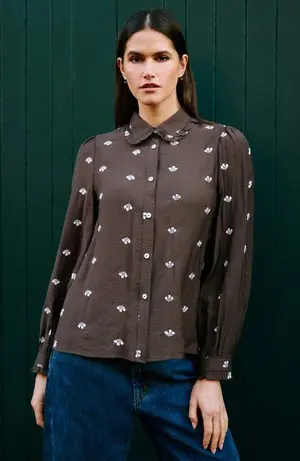 YUMI Viscose Daisy Embroidered Shirt