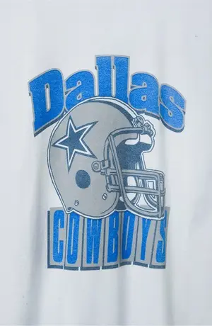 Junk Food Dallas Cowboys Helmet Graphic T-shirt