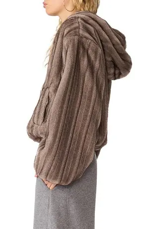 Steve Madden Mavis Faux Fur Jacket - Silver Grey