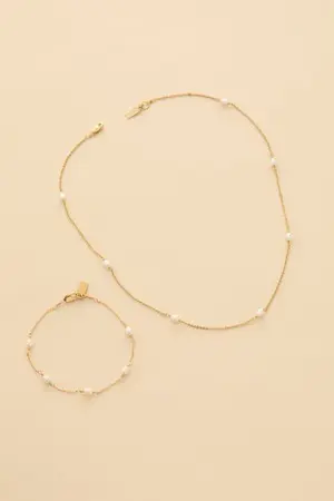 SET & STONES Madeline Pearl Bracelet